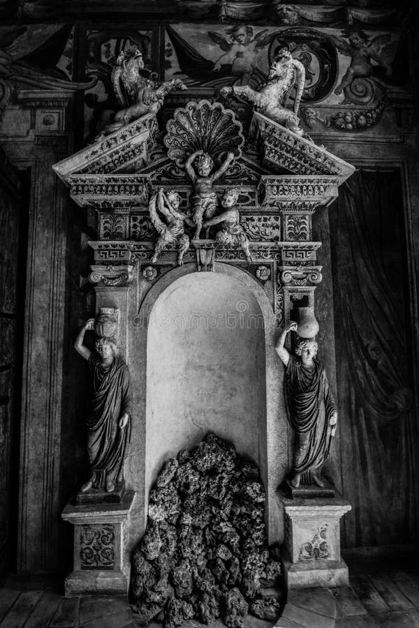 Greyscale Vertical Shot of the Details of the Building in Rome, Italy ...