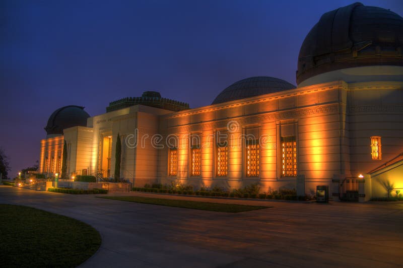 Griffith observatorium arkivfoto. Bild av griffith, gryning - 10342556