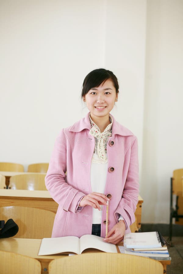 Gril answer the question stock image. Image of intelligent - 7396875