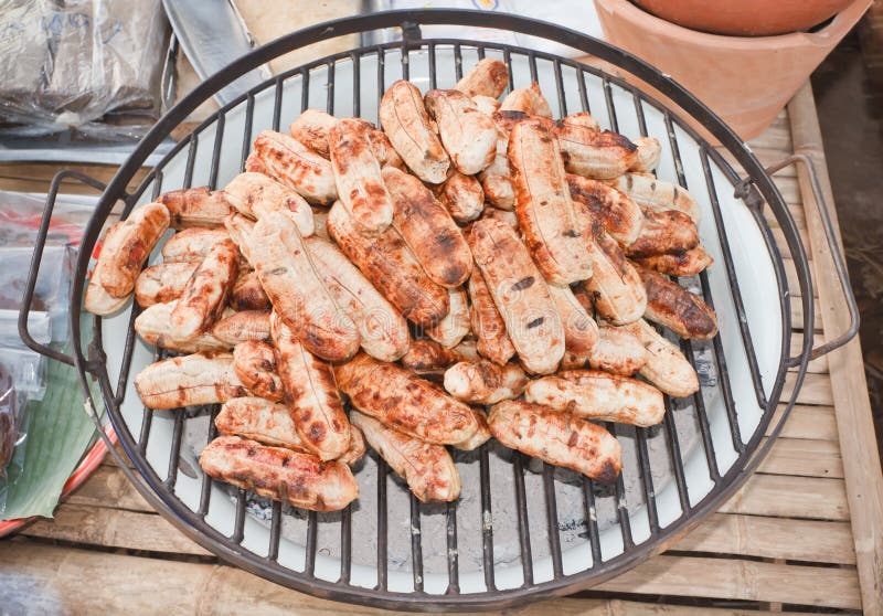 Grill Bananas. Musa Sapientum Linn Stock Image - Image of natural, burn ...