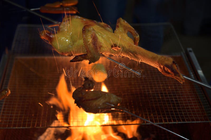 Grill Barbecue Fire Whole Chicken Stock Photo - Image of barbecue ...