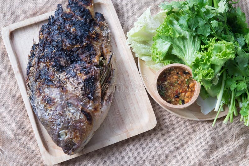 Grill Salt Tilapia Fish With Vegetable Stock Photo - Image of color ...