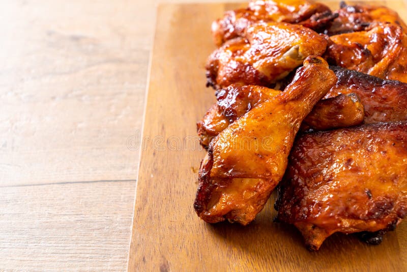 Grilled and Barbecue Chicken Stock Photo - Image of delicious, legs ...