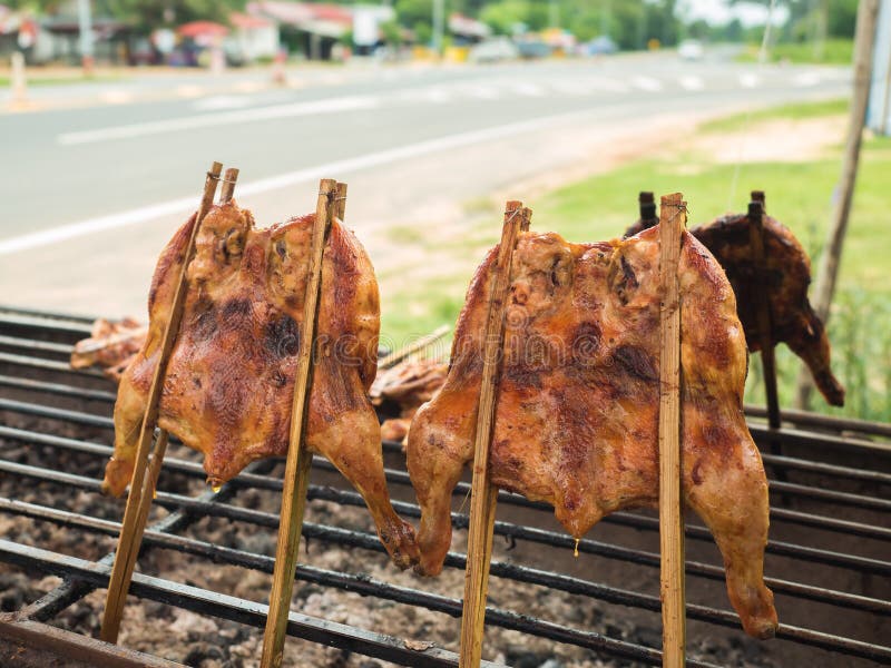 Grilled Chicken on the Grill Stock Image - Image of meat, glow: 79797597