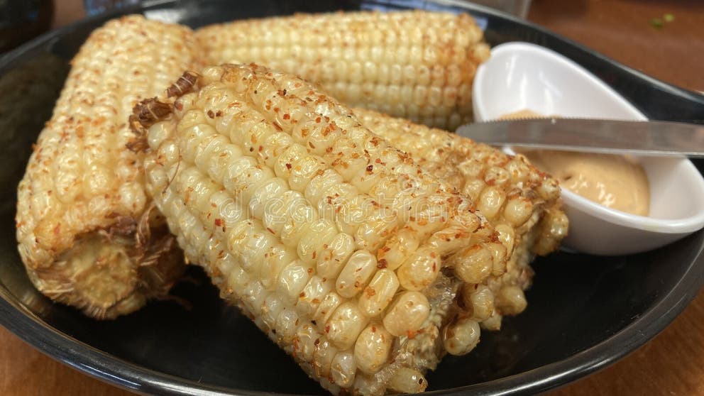 Corn on a Ub with Chilli Powder Stock Image - Image of meal, snack ...