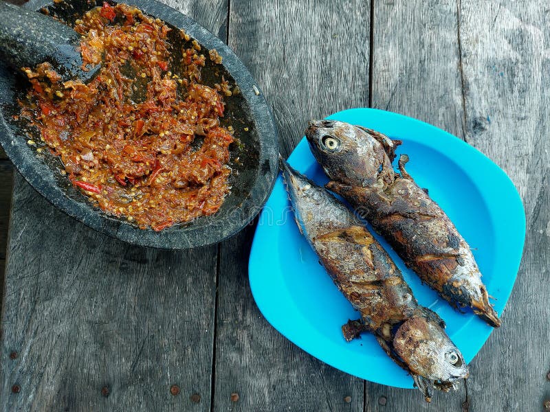 Grilled Fish with Chili Paste Stock Image - Image of fish, fresh: 270329911