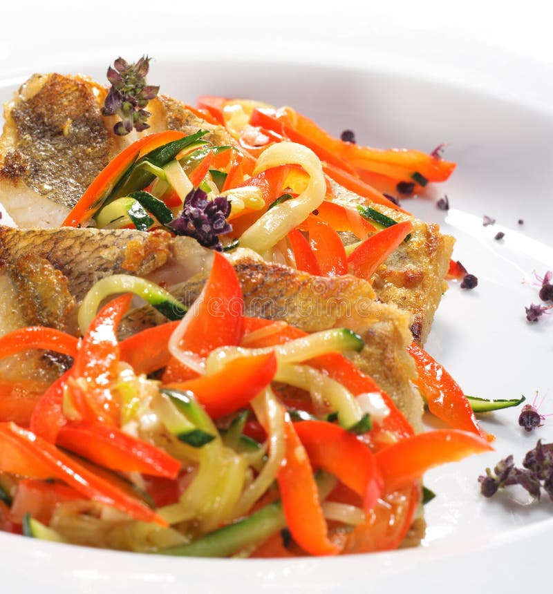 Grilled Fish With Julienne Vegetable Picture. Image: 6644060