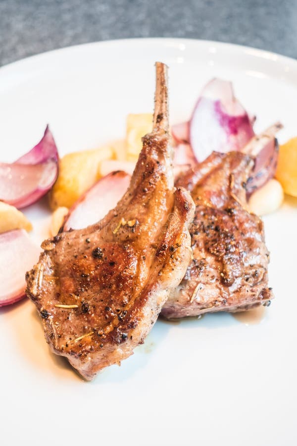 Rack of steak stock image. Image of bone, main, crust - 101216803