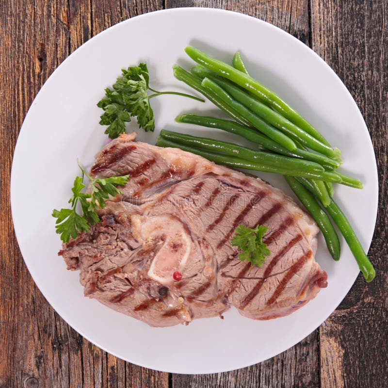 Grilled Meat and Green Bean Stock Image - Image of wood, cooked: 58743567