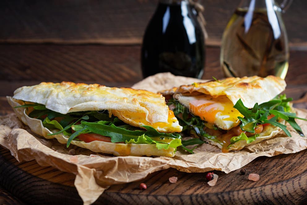 Grilled Stuffed Lavash with Herbs, Tomato and Egg. Lavash Sandwich ...