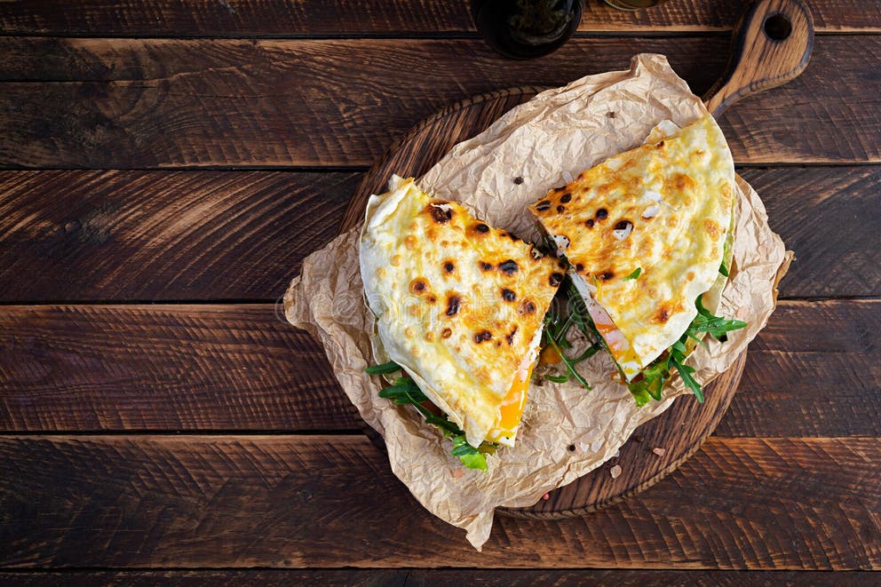 Grilled Stuffed Lavash with Herbs, Tomato and Egg. Lavash Sandwich ...