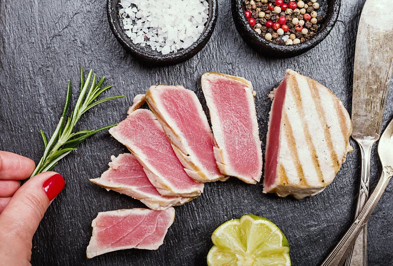 Grilled tuna steaks stock image. Image of black, aromatic - 95892323