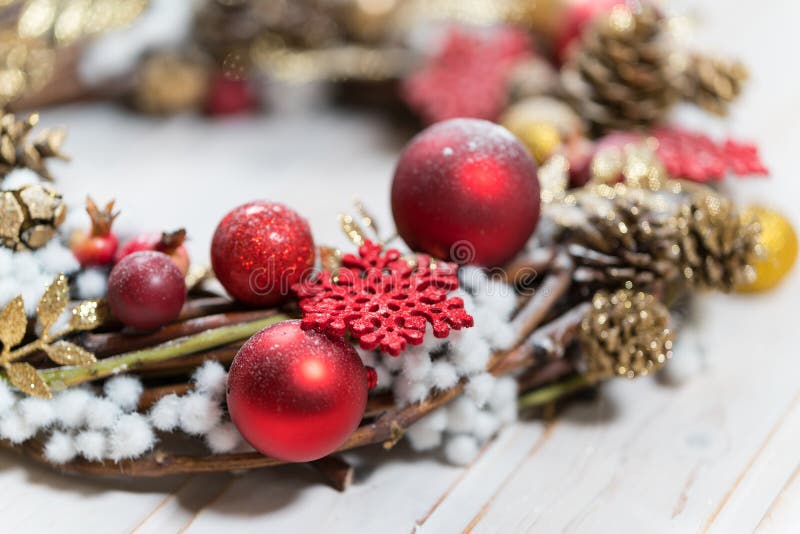 Grinalda Do Natal Com Decorações Imagem de Stock - Imagem de natal ...
