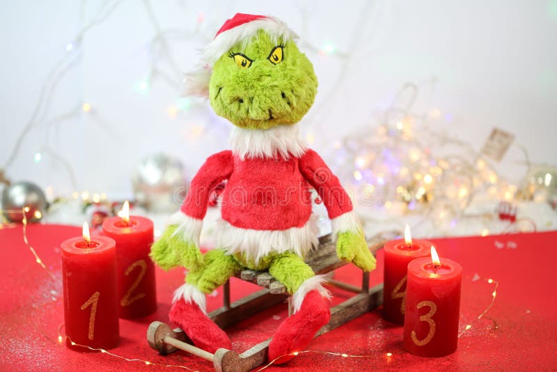 Grinch with Candles and Fairy Lights Editorial Photography - Image of ...