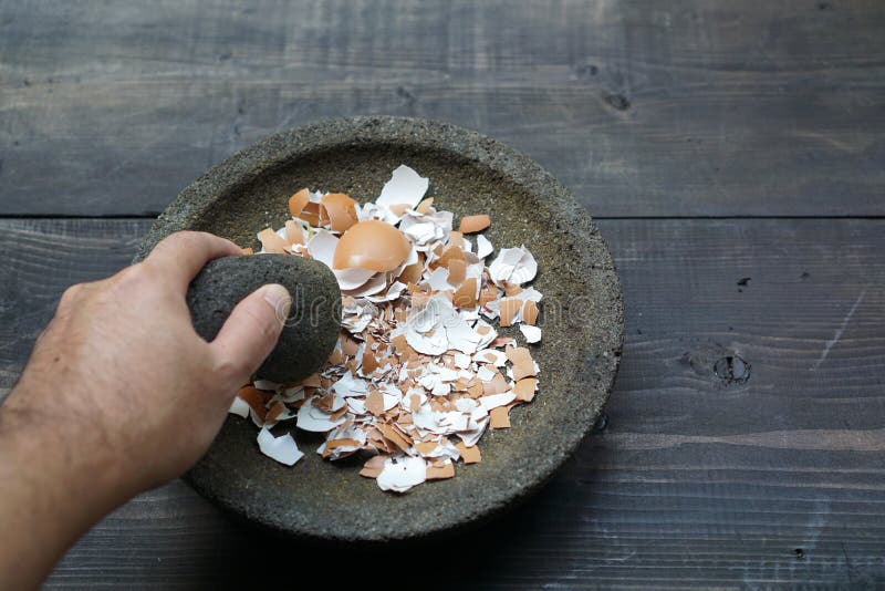 Grind Egg Shells in a Mortar Stock Image - Image of boiled, fragile ...
