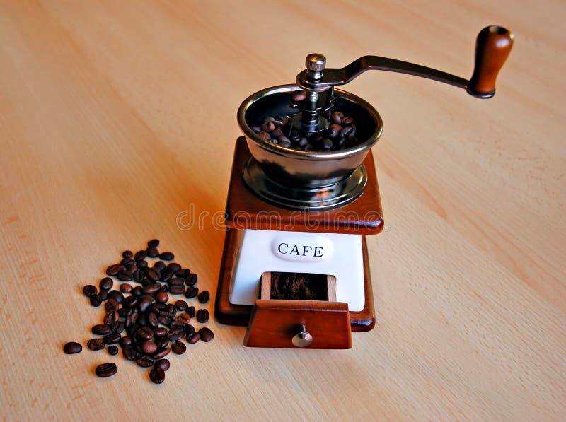 Grinder and coffee grain stock image. Image of caffeine - 12107755