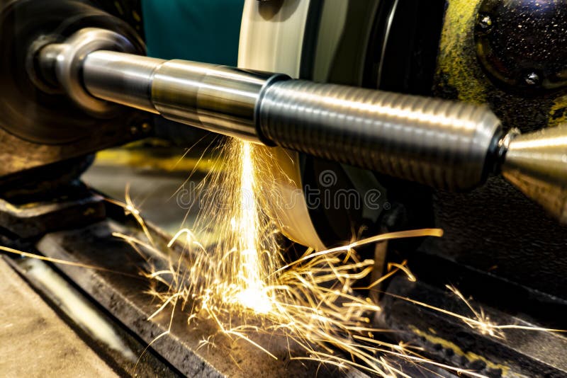 Grinding a Threaded Shaft on a Circular Grinding Machine with Sparks ...