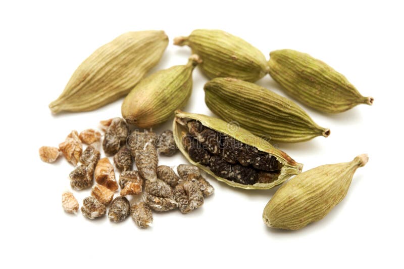 Groene kardemom stock afbeelding. Image of smaakstof - 22415581