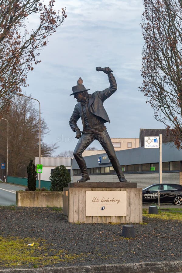 Sculpture of Udo Lindenberg Editorial Photo - Image of anniversary ...