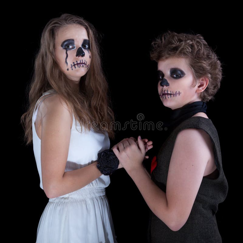 Transform into the Undead: Stunning Zombie Bride Face Paint Ideas for a ...