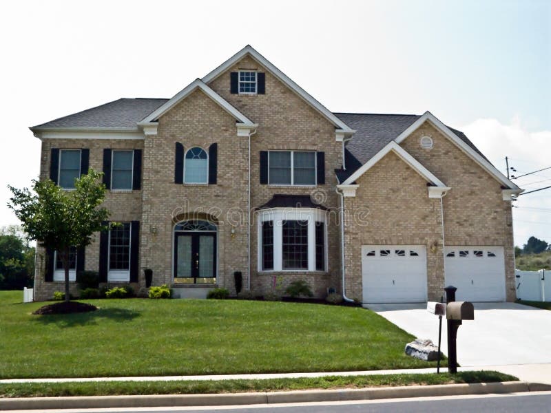 Groot Huis stock foto. Image of vloeren, zwart, groot - 6166970