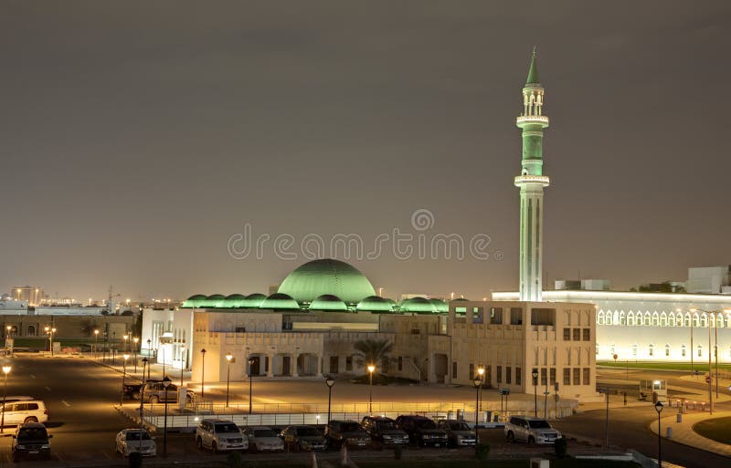 Grote Moskee in Doha Bij Nacht Qatar Redactionele Stock Foto - Image of ...