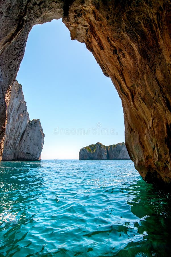 Grotta Azzurra, Capri immagine stock. Immagine di famoso - 50281729