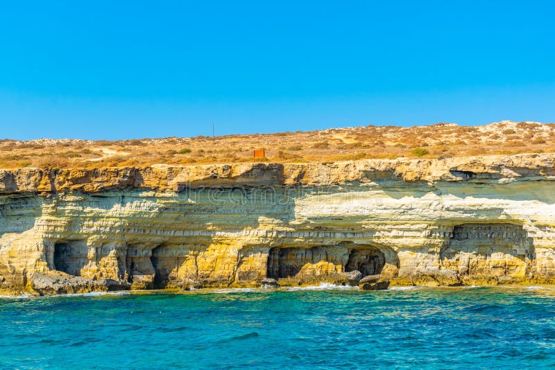 Grotte Di Mare a Cape Greco Nel Cipro Sud-est Immagine Stock - Immagine ...
