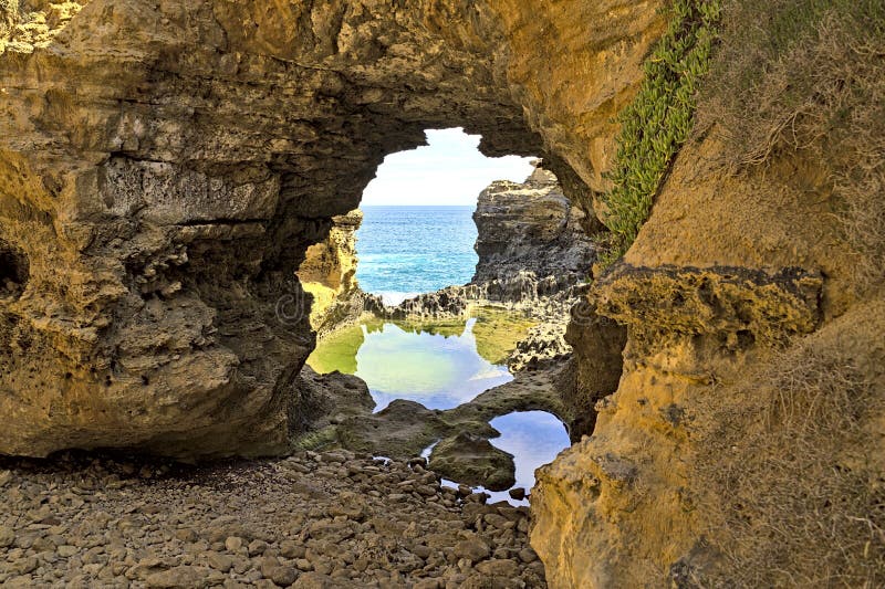 The Grotto, Great Ocean Road, Australia Stock Image - Image of coast ...