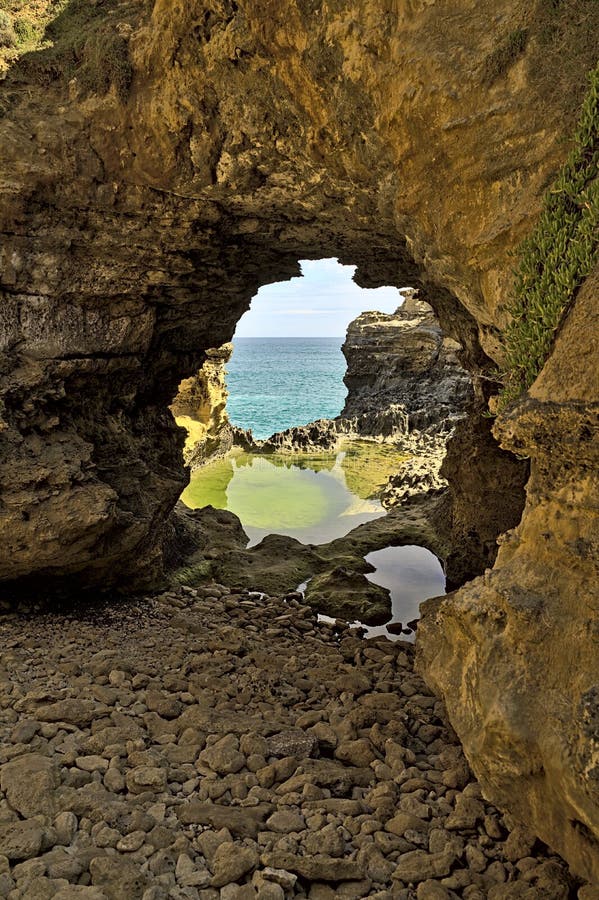 The Grotto, Great Ocean Road, Australia Stock Image - Image of coast ...