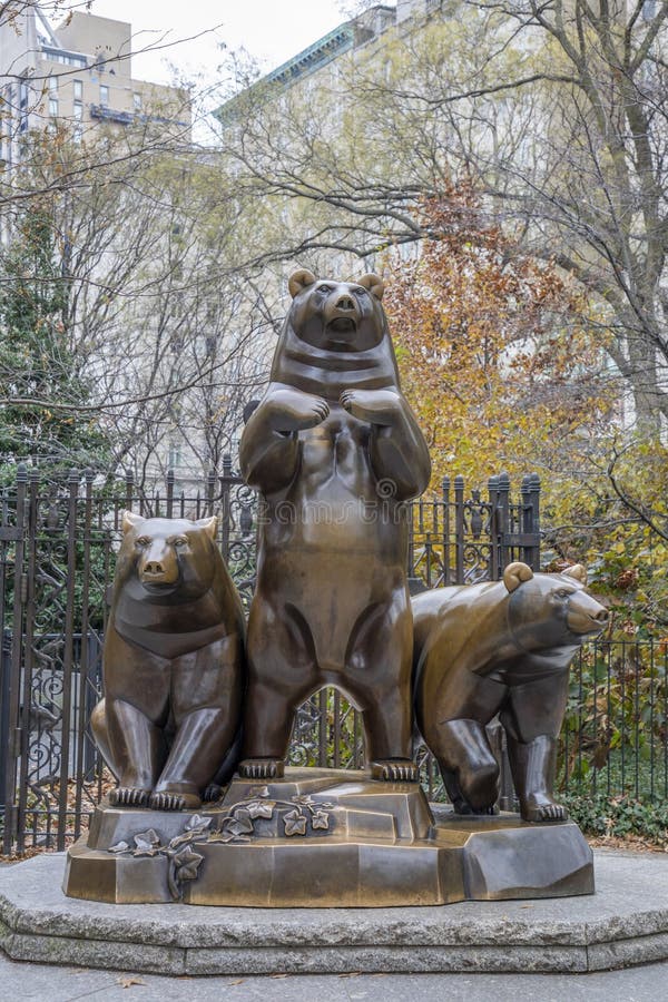 Group of Bears at Central Park Editorial Photography - Image of group ...