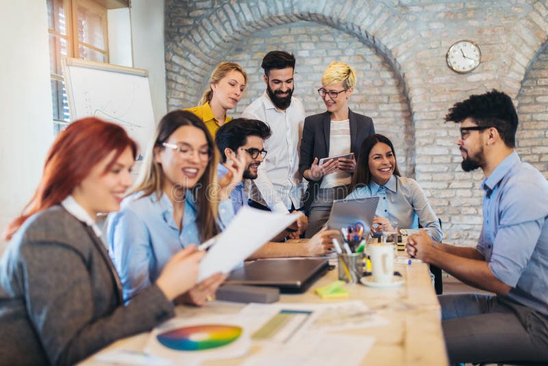 Business People Meeting To Discuss Ideas in Modern Office Stock Photo ...