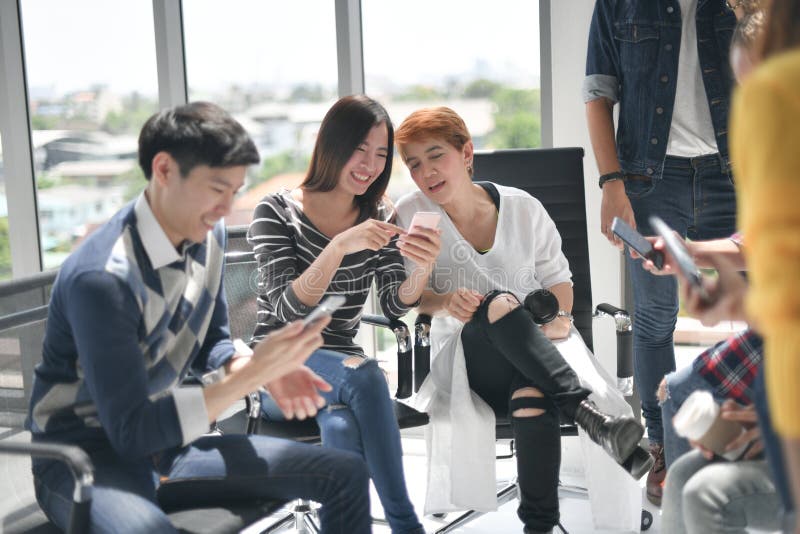 195 Friends Group Using Electronic Devices Stock Photos - Free ...