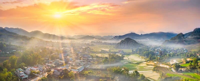 A Group of Clouds in the Sky Stock Image - Image of plateau, cloud ...