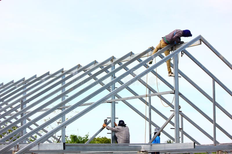 Group of Construction Worker Welding New House Roof Beams Stock Image - Image of home, structure ...
