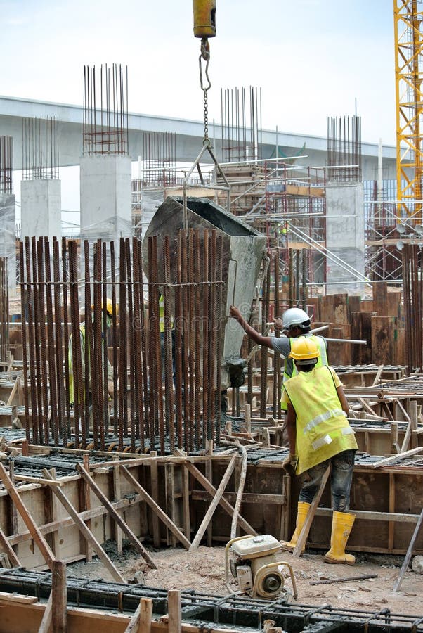 Group Construction Workers Pouring Concrete Column Form Work Stock ...