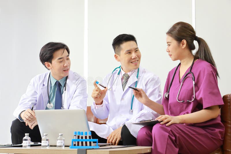 Group of Doctors Brainstorming As Teamwork Exchanging Idea for ...