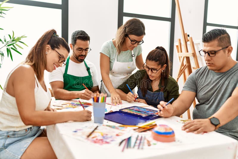 Group of Draw Students Sitting on the Table Drawing at Art Studio Stock ...