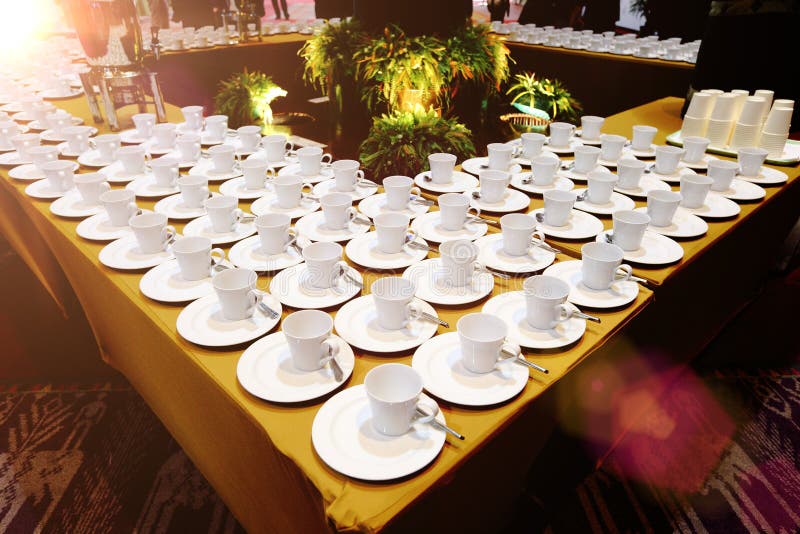 Group of Empty Coffee Cups.Many Rows of Cup for Service Tea or Coffee ...