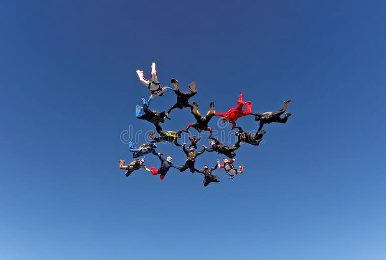 Skydiving group formation editorial stock image. Image of courage ...