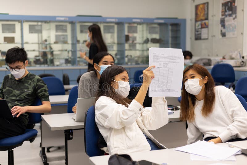 15 11 2021 Group of Happy Young Boys and Girls with Face Mask Work ...