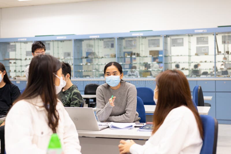 15 11 2021 Group of Happy Young Boys and Girls with Face Mask Work ...