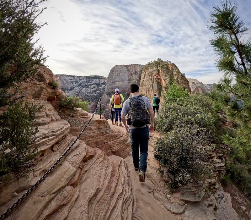 Zion National Park, Utah, USA- April 28, 2024: Hikers Crossing Narrow ...