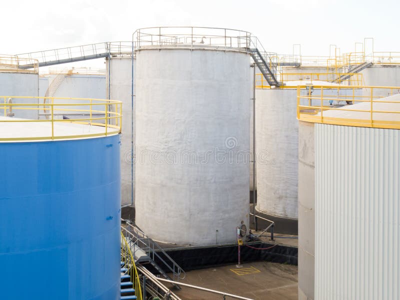 Group of Large Steel Storage Tanks at Refinery Stock Image - Image of ...
