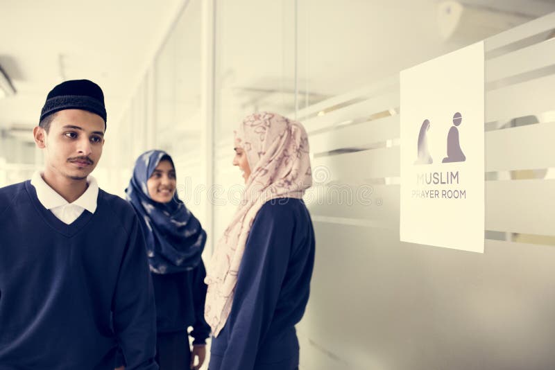 A group of Muslim students stock image. Image of malay - 116046531