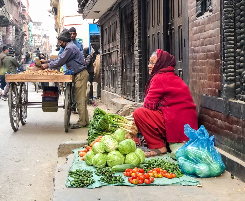 Group of People in the City Editorial Photo - Image of celebration ...