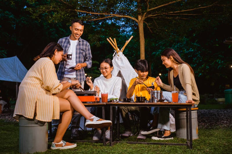 The Group of People Hangout Together and Doing Several Activity Stock ...