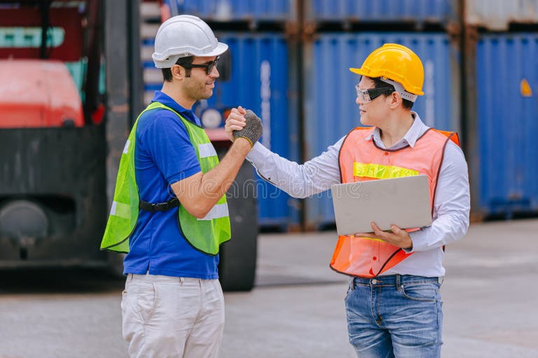 525 Ship Yard Workers Stock Photos - Free & Royalty-Free Stock Photos ...