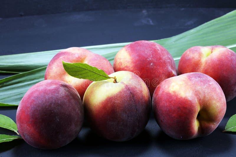 A Group of Ripe Peaches on Table Stock Image - Image of vegetarian ...