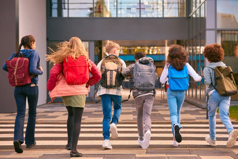 Group of Secondary or High School Pupils Running Away from Camera ...